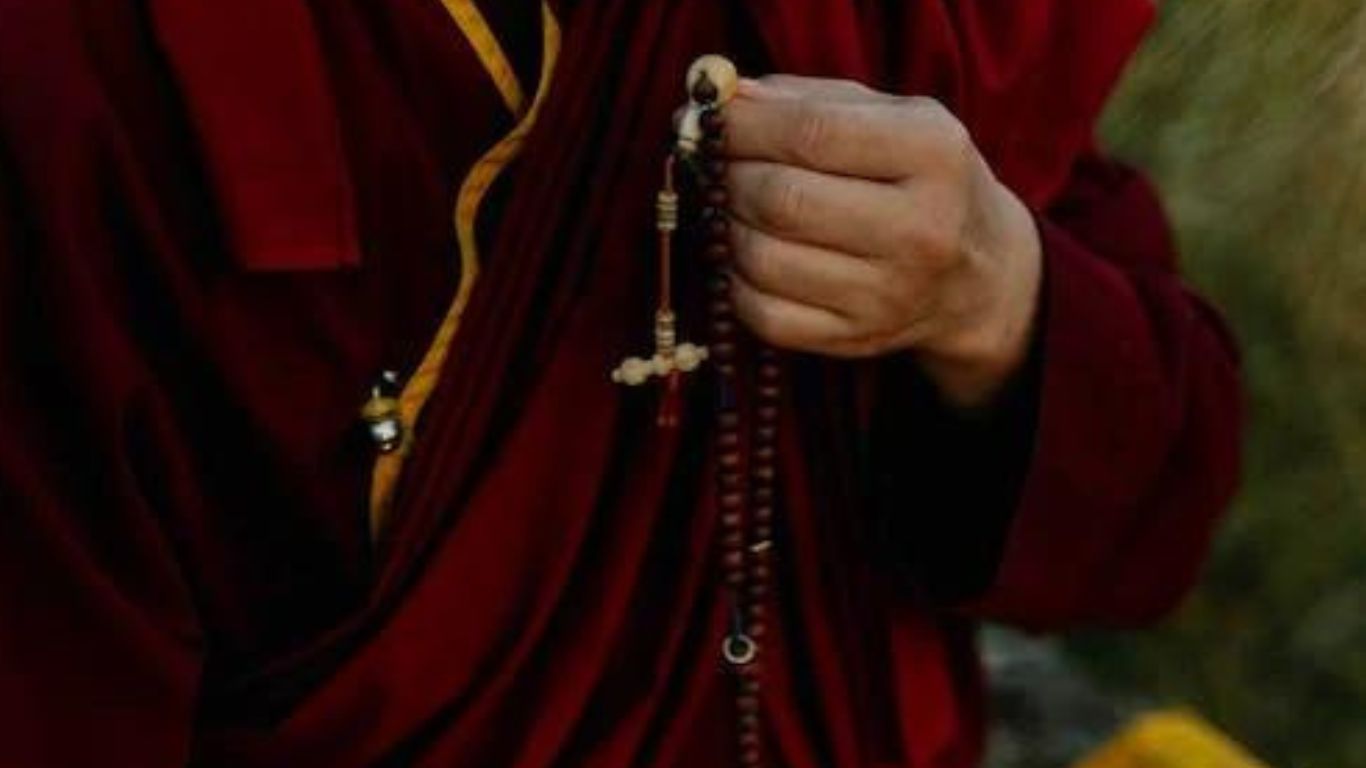 Most Powerful Shlok of Geeta - Famous Verses of Bhagavad Gita